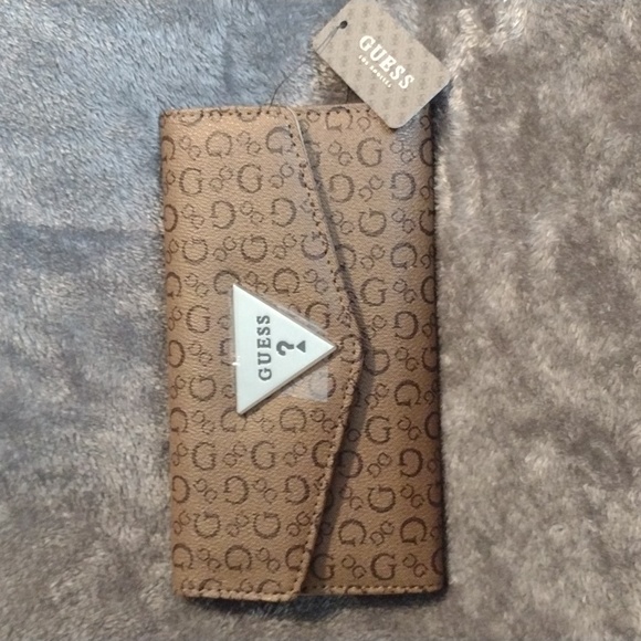 Guess | Bags | Nwt Guess Wallet Cocoa Color | Poshmark